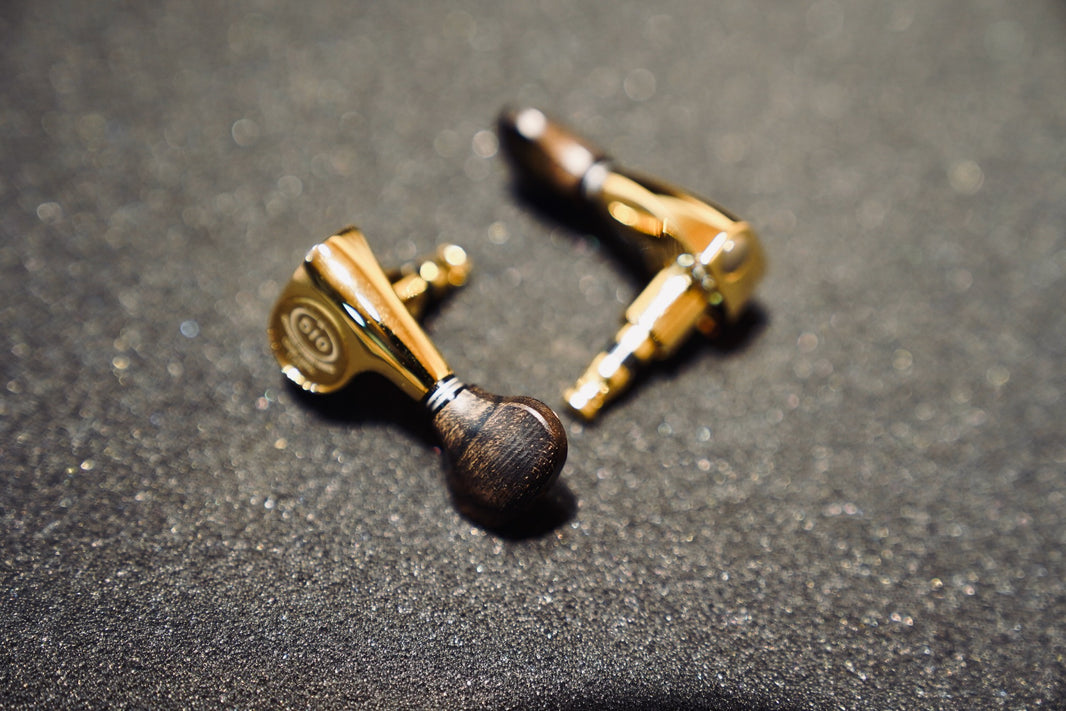Guitar and Bass Tuning Machines - Tuning Pegs for Precision